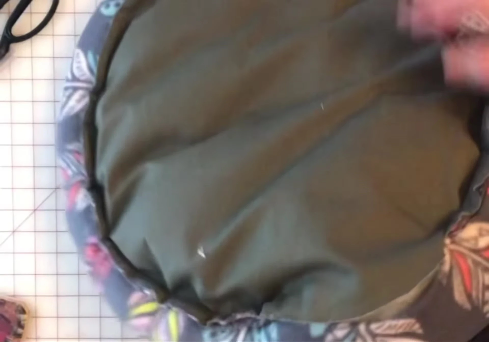 DIY Super Comfy Pet Bed: Easy Tutorial